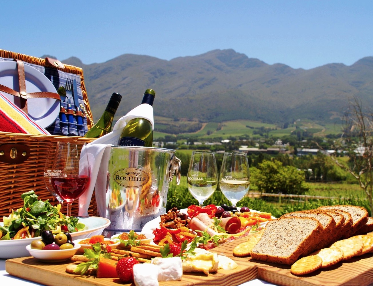 BUCKET LIST WINE FARM PICNIC SPOTS - Core Catering