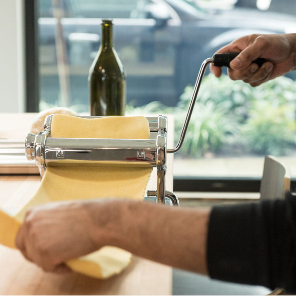 MANUAL PASTA MAKER MACHINE 180MM By Avanti