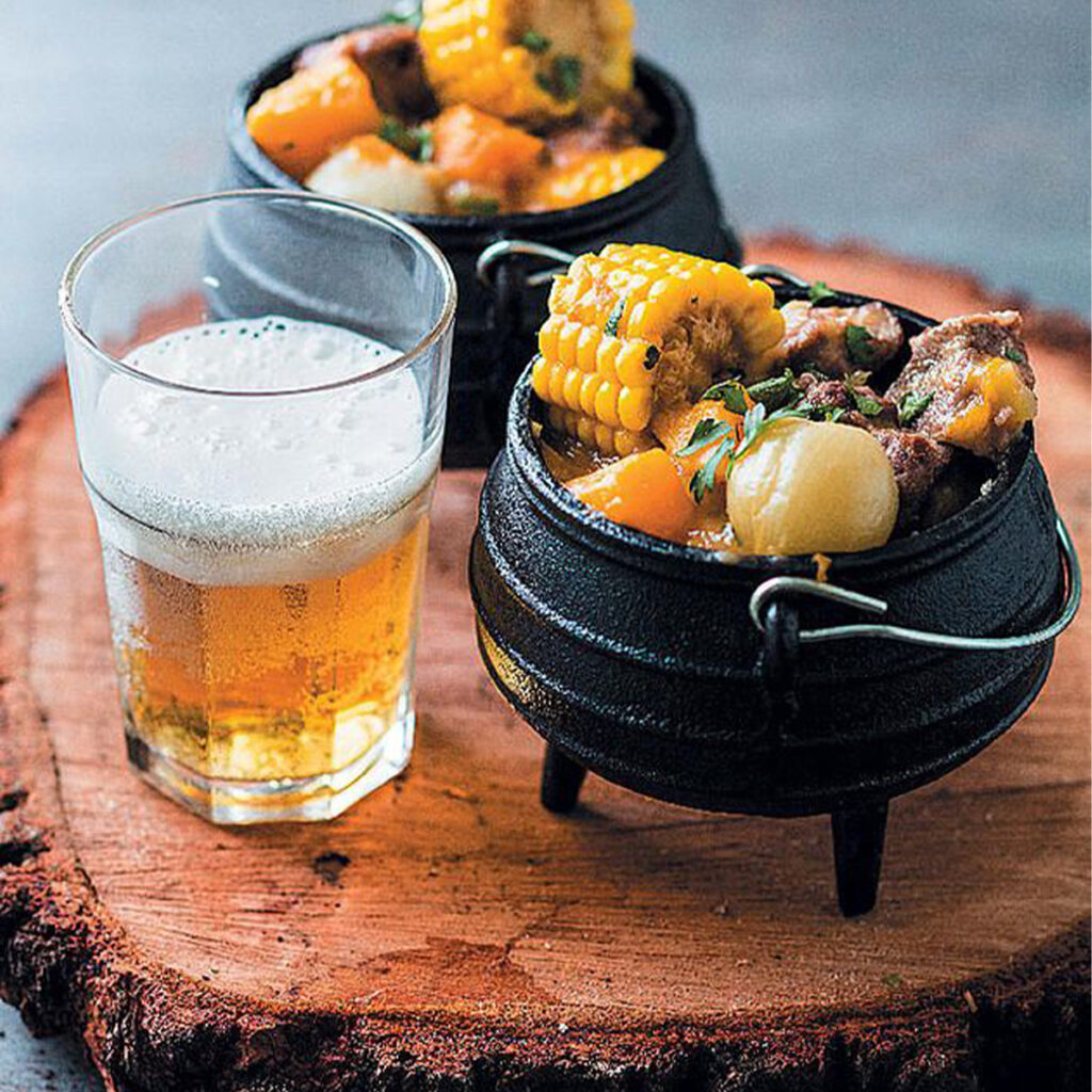 CAST IRON MINI POTJIE POT 1/4 3-LEG BLACK - Core Catering