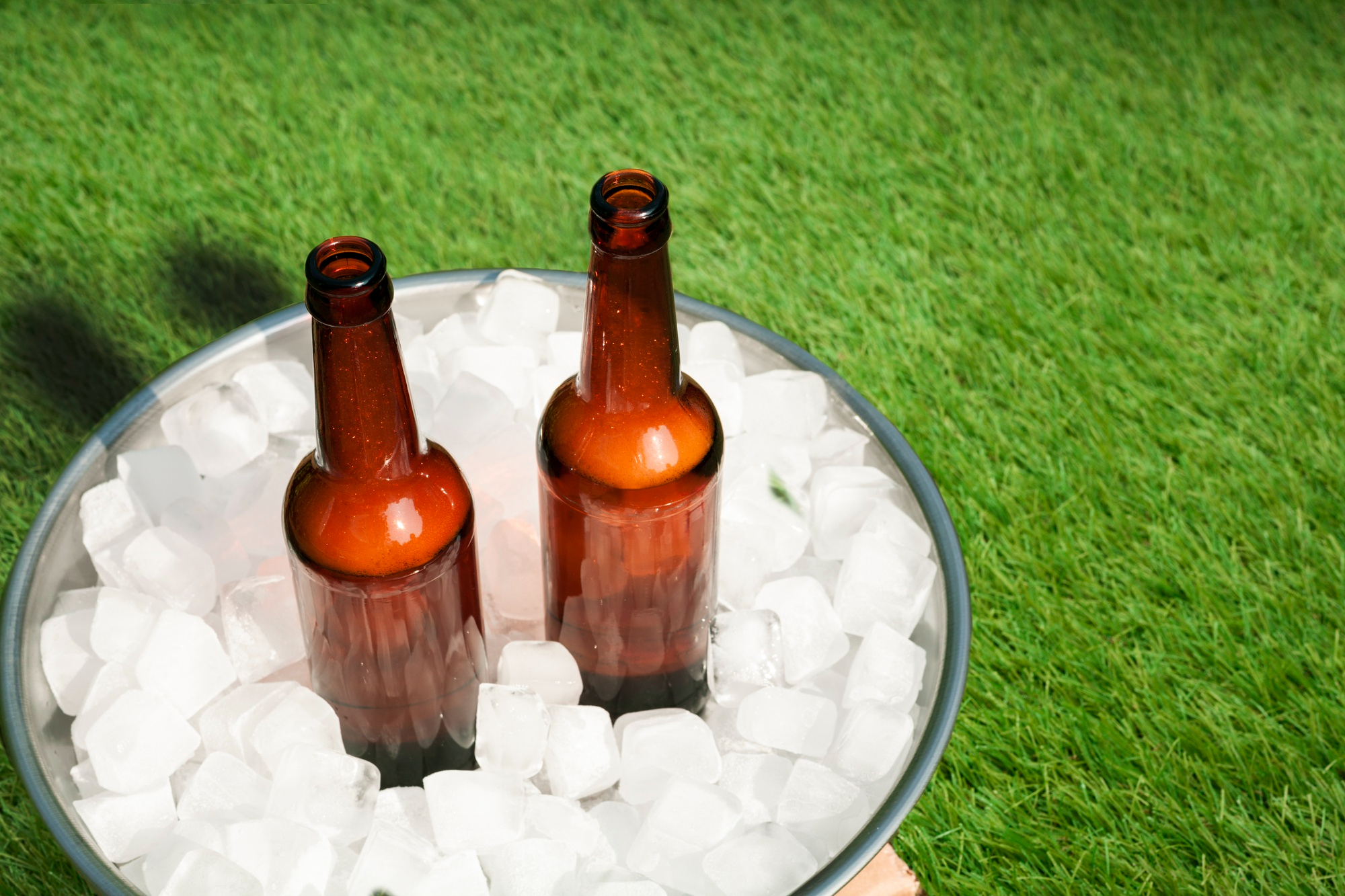 Ice Buckets And Stands | Strong And Stylish - Core Catering